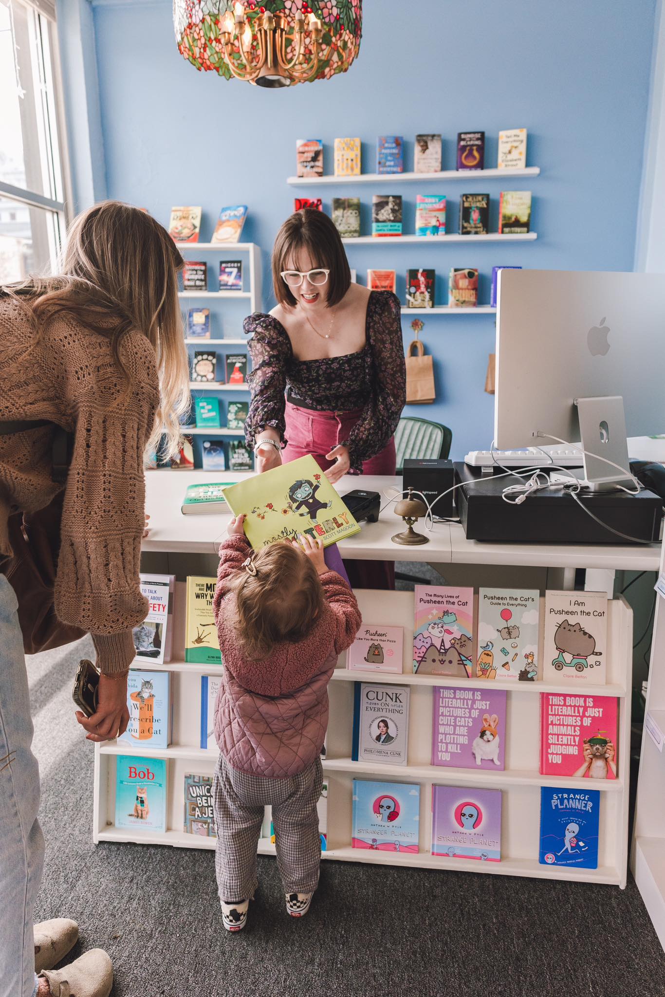 Oliver Books - Travel Oregon
