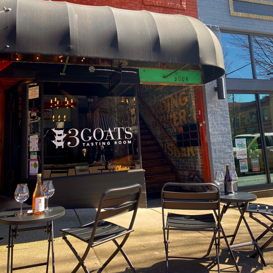 3 Goats Vineyard - Travel Oregon