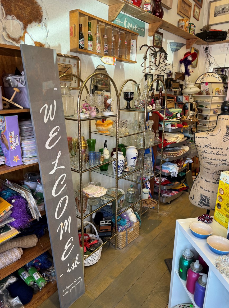 Mee Maw's Attic - Travel Oregon