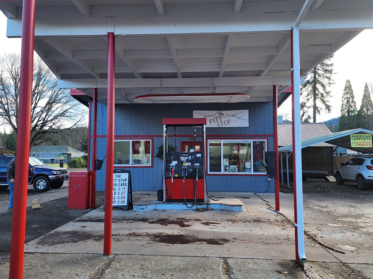 The Pitt Stop | Travel Southern Oregon