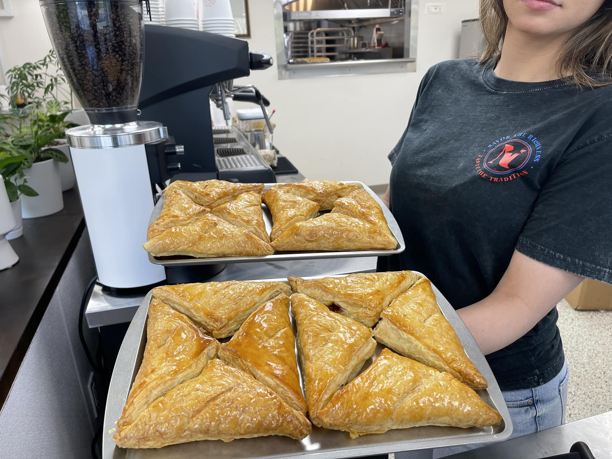 Nelly's Cuban Cafe - VisitGrantsPass